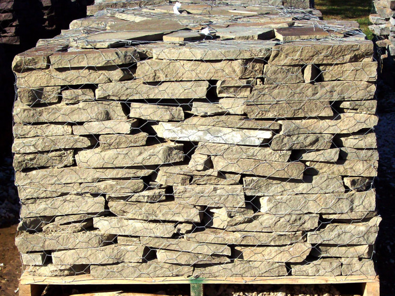 Colonial Wall Stone 2"-5" | Livingston Farm: Outdoor Structures ...