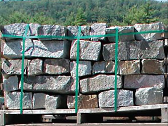 Van Tassell Granite Ashlar Pallet | Livingston Farm: Outdoor Structures ...